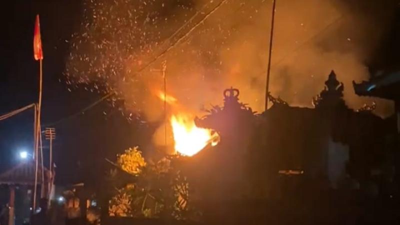 Rumah di Kerambitan Terbakar, Kerugian Ratusan Juta | Bali Tribune